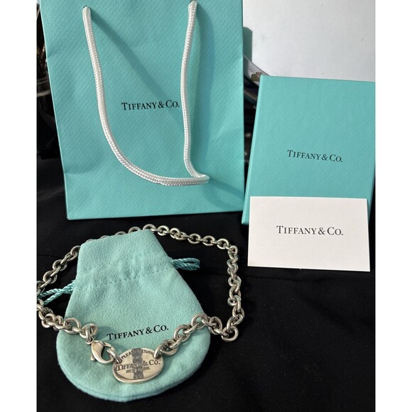 Tiffany & Co. | Jewelry | Tiffany Co Return To Tiffany Oval Tag ...